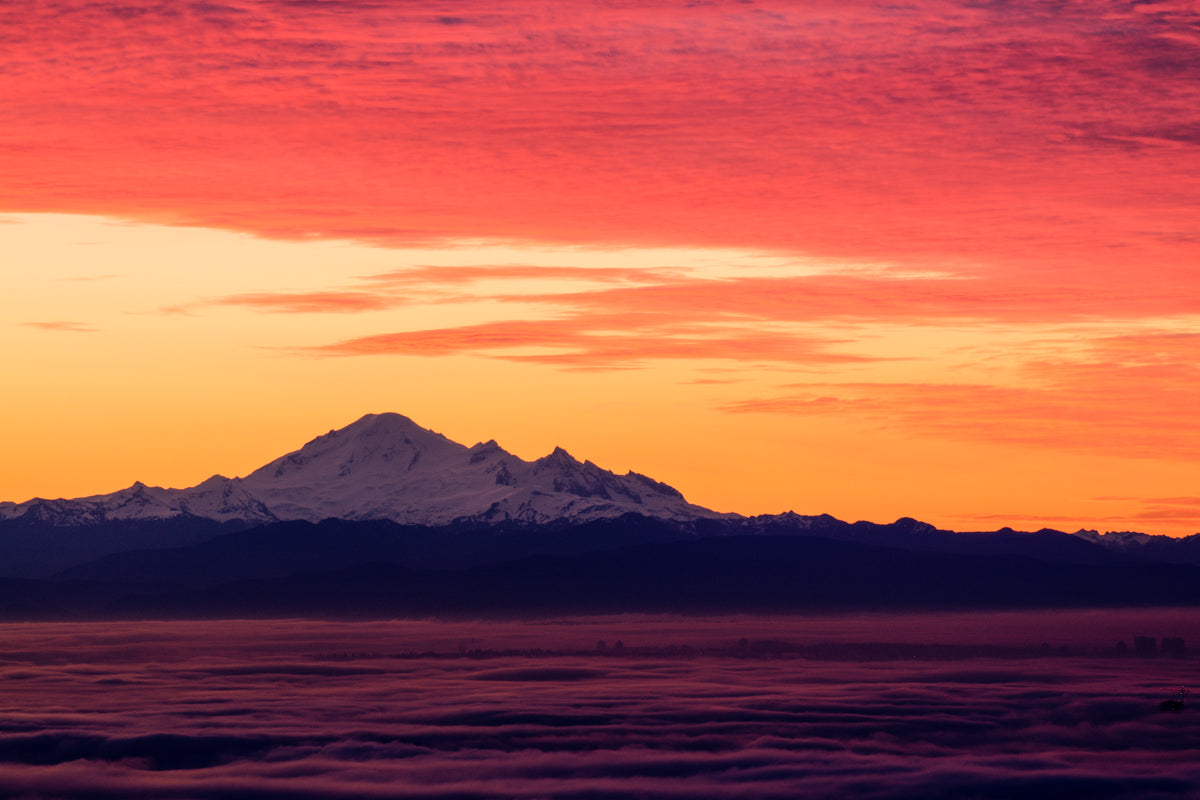 Mt. Baker Sunrise - Art Print by Julian Russell | GIANT ART